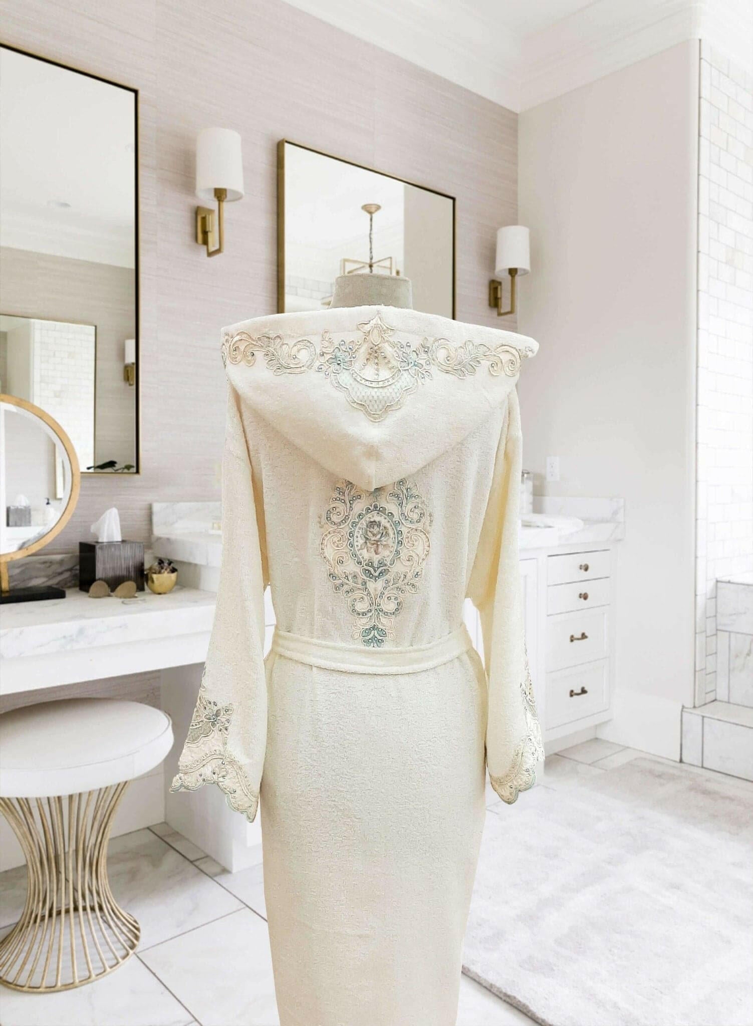 Fiona Floral Embroidery Lace White Women's Bathrobe Set, Luxury Robe