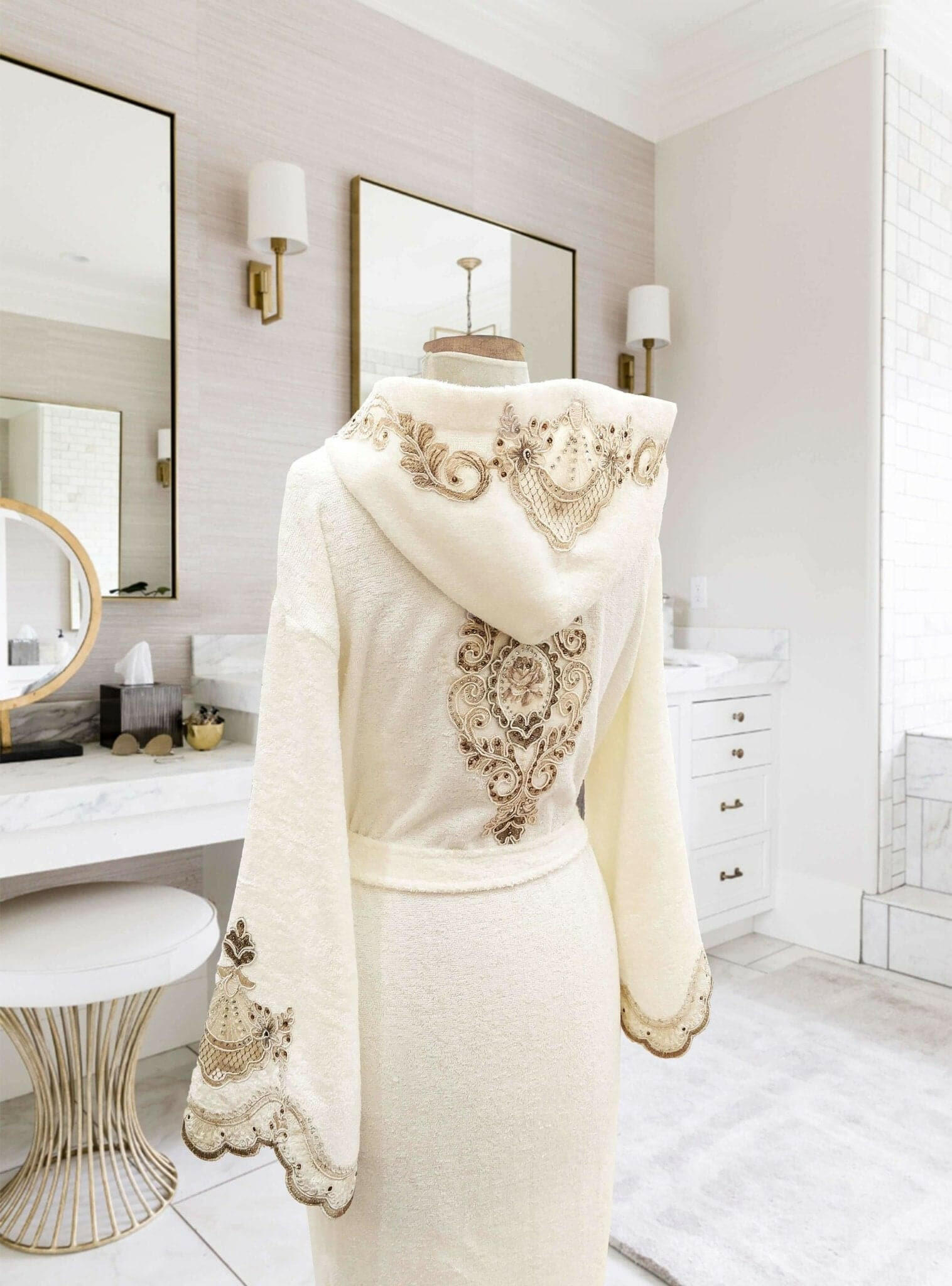 Fiona Floral Embroidery Lace White Women's Bathrobe Set, Luxury Robe