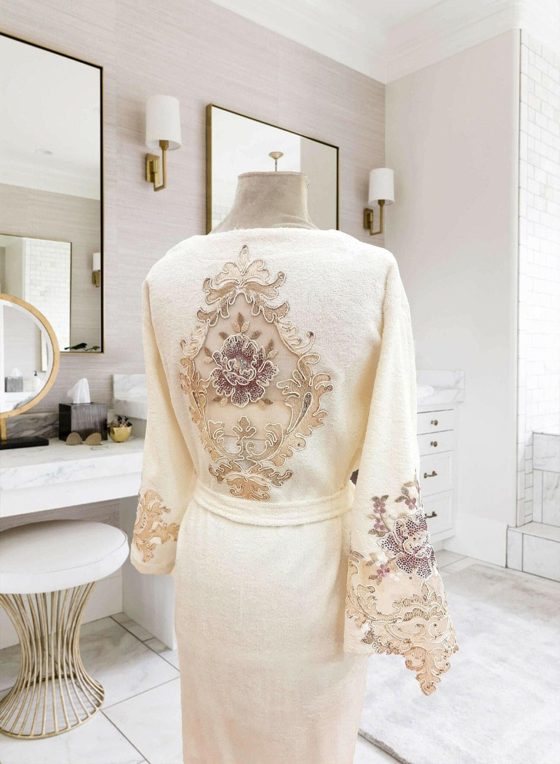 Gul Floral Embroidery Lace White Women's Bathrobe Set, Luxury Robe