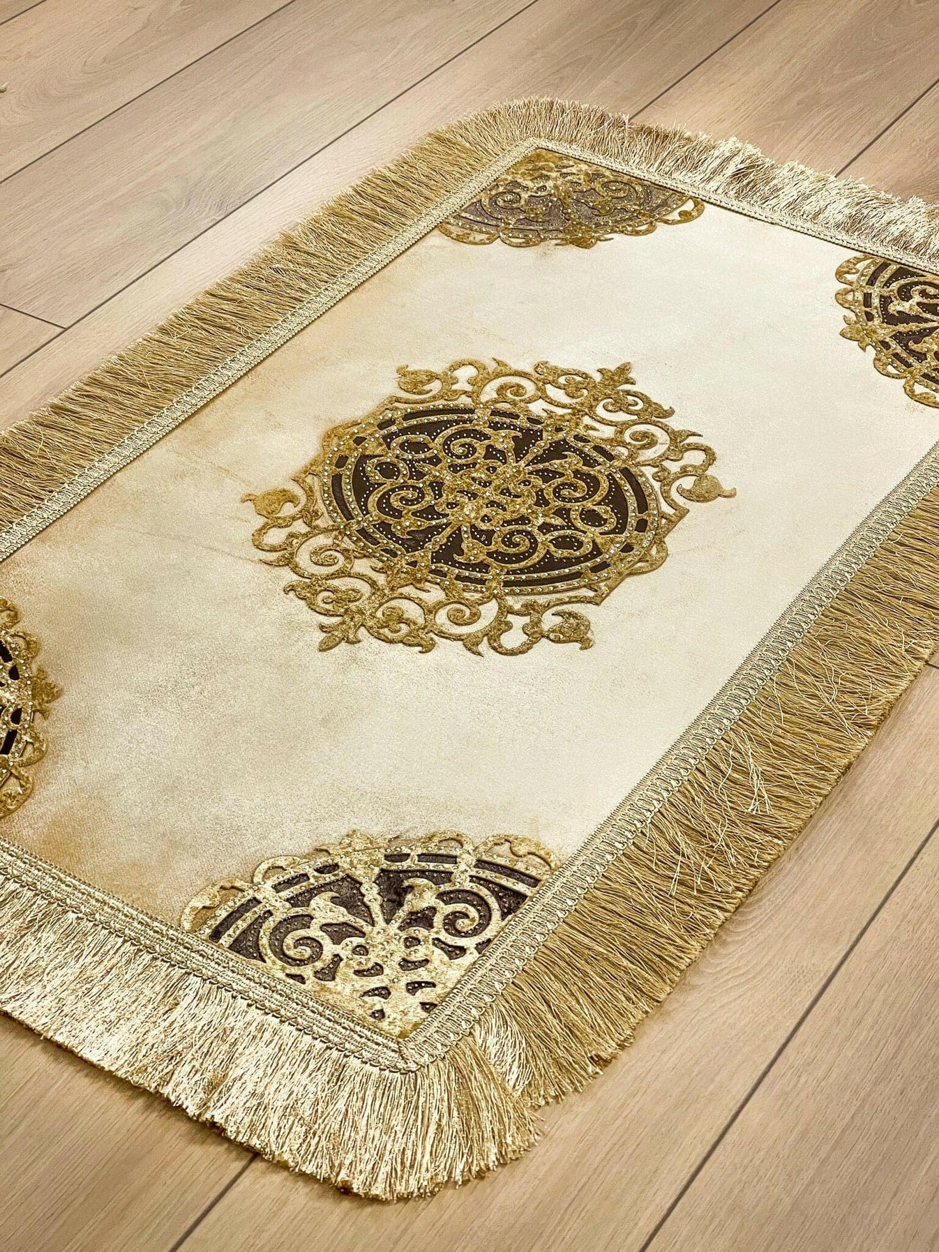 Ruya Rectangular Velvet Rug - Royal Style Velvet Appliqué and Tassels