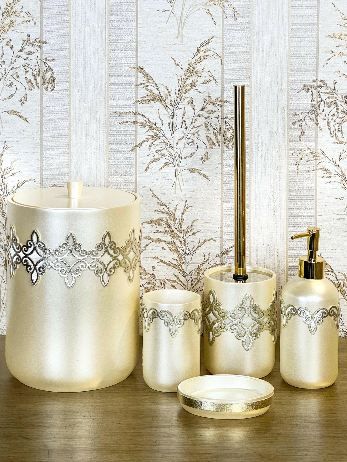 Sena Gold Curly Striped Bathroom Accessory Set, Luxury Chic Bath Decor